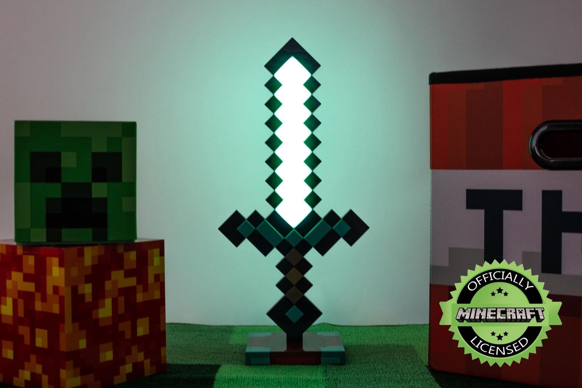 Minecraft Diamond Pickaxe And Sword