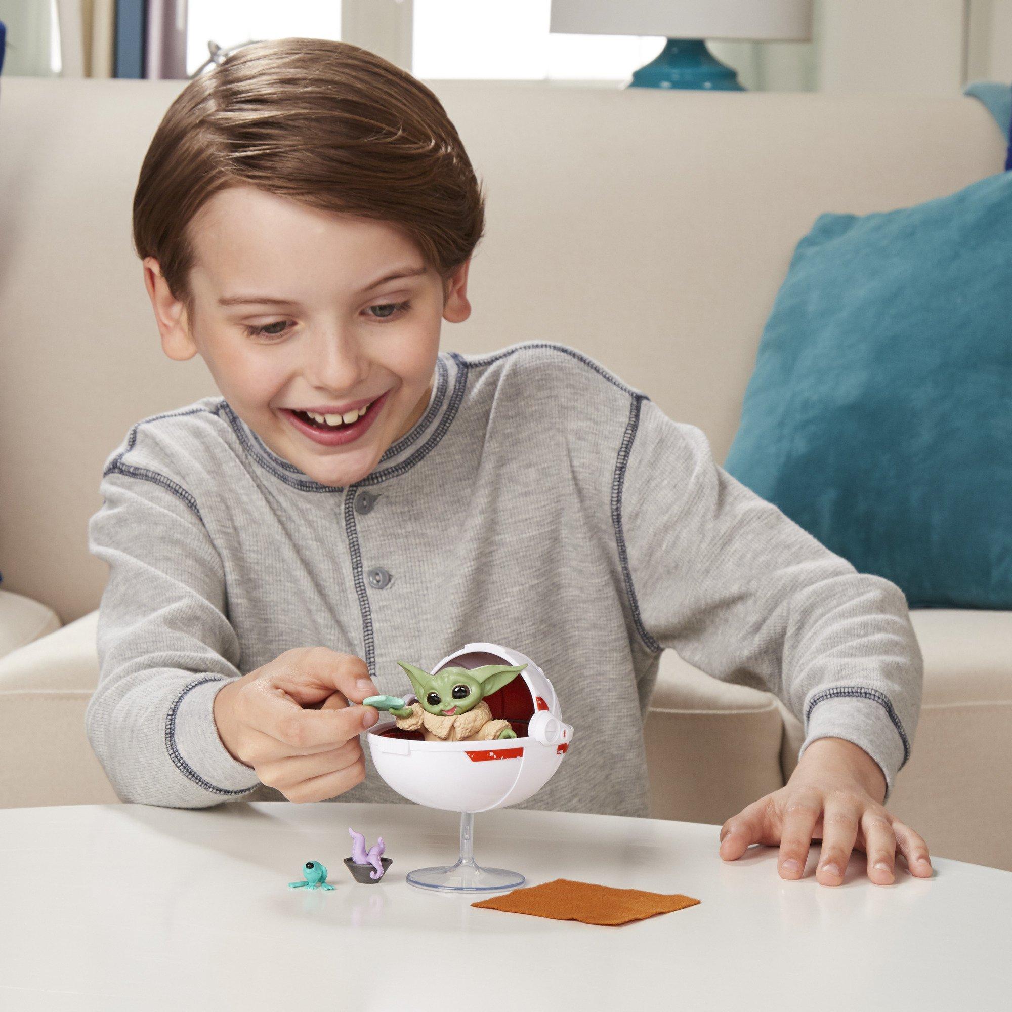 Hasbro Star Wars: The Mandalorian Grogu's Hover-Pram Pack The Child ...