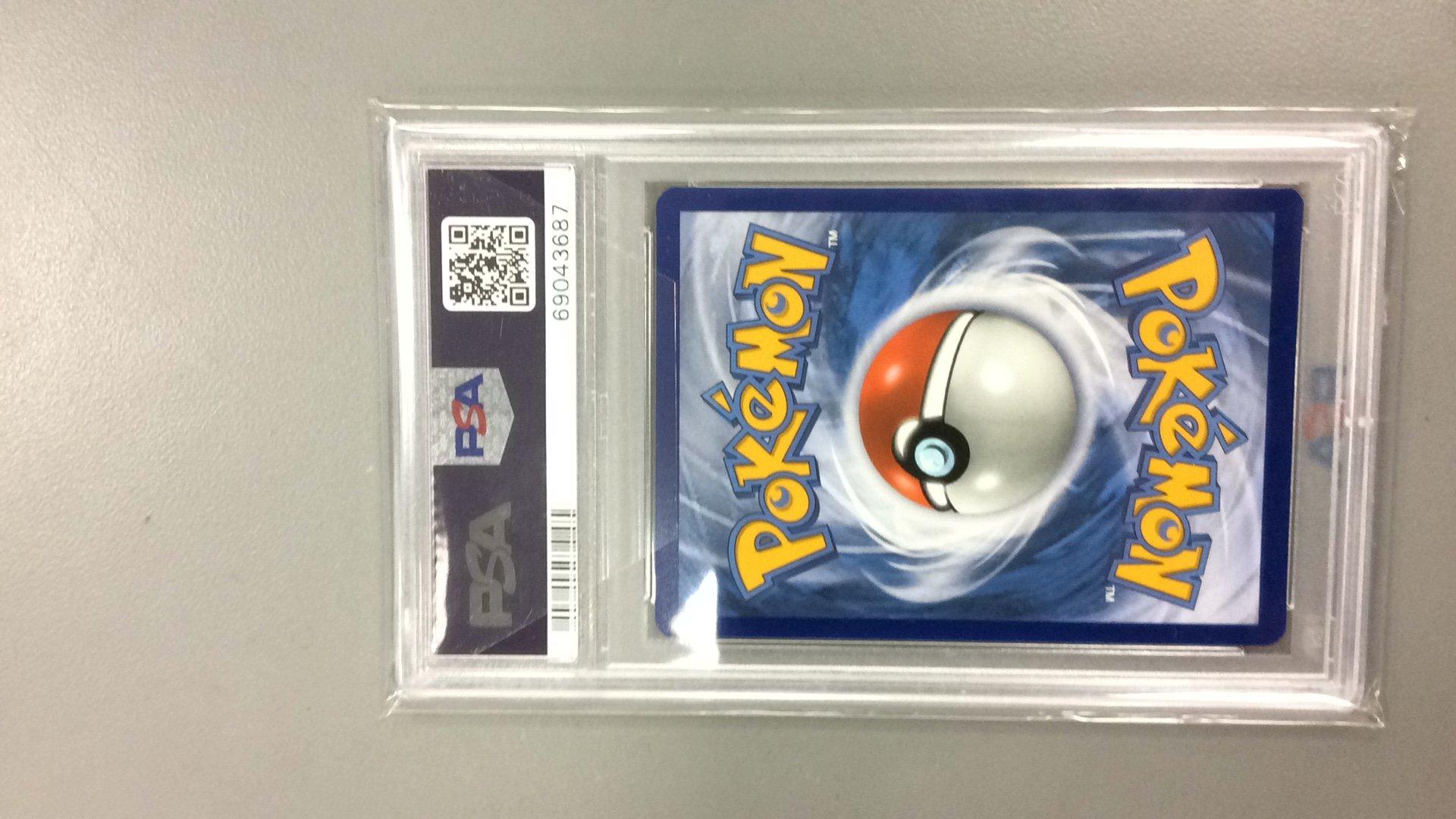 2020 Pokemon Sword & Shield Vivid Voltage 025 Charizard-holo Cracked ...