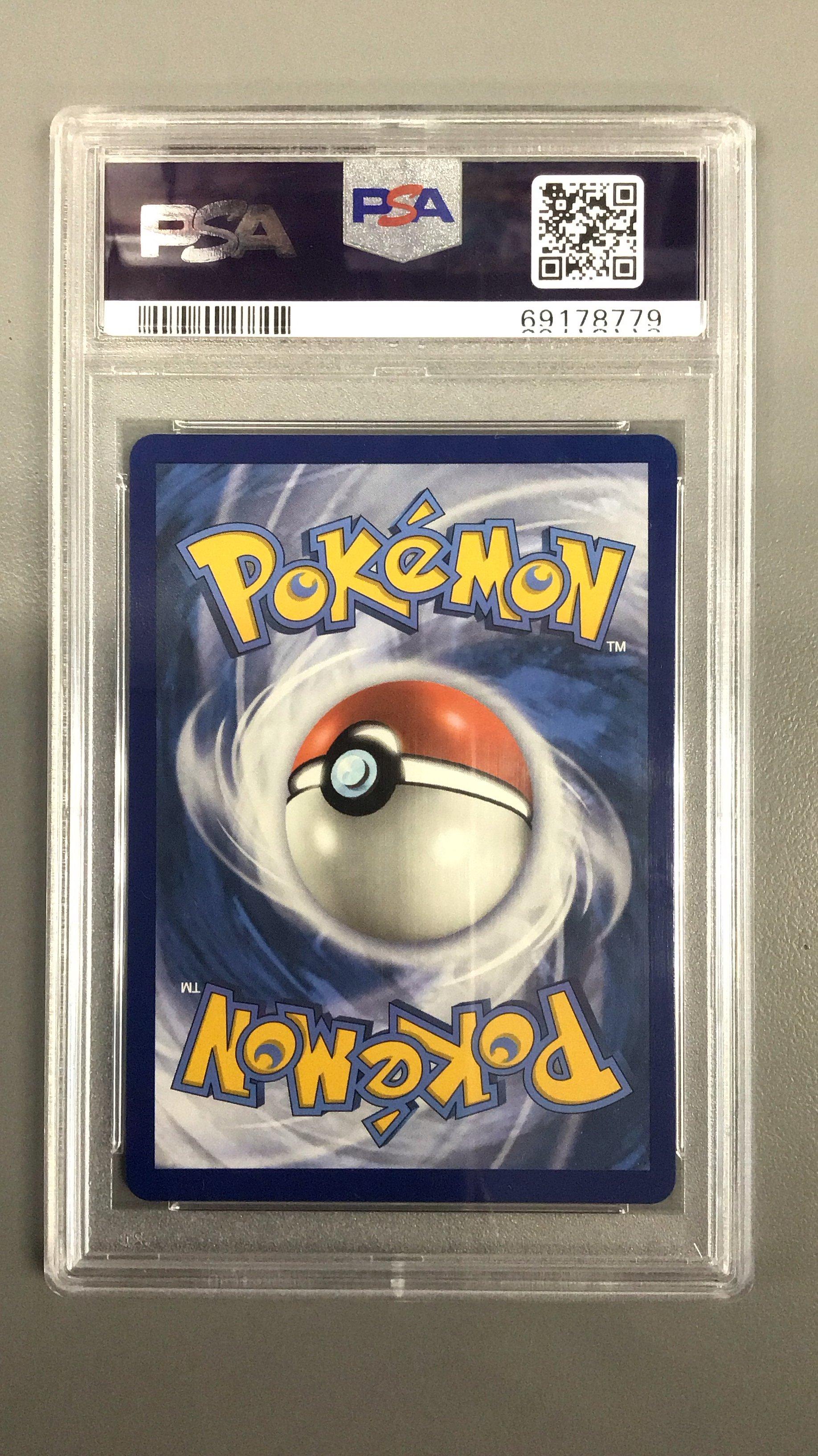 2021 Pokemon Sword & Shield Chilling Reign 177 Fa/galarian Moltres V PSA 9 | GameStop